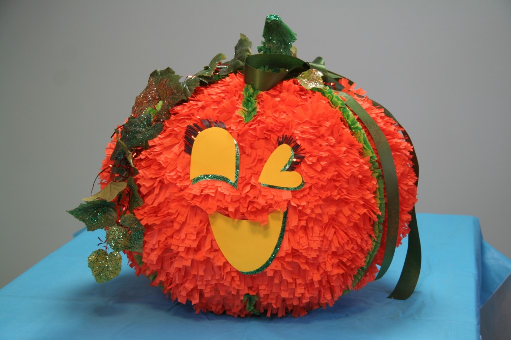 Simple Piñatas - Piñata Boy
